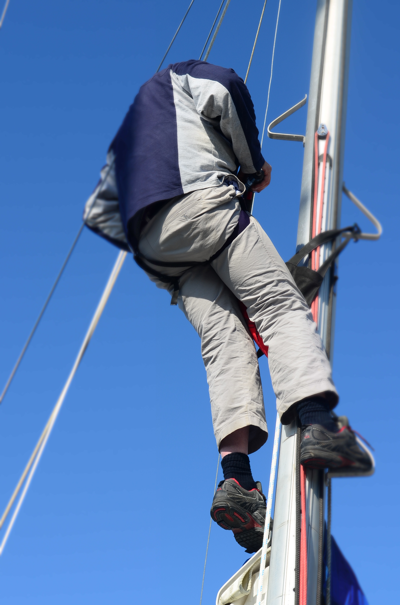 Mast steps | Installation